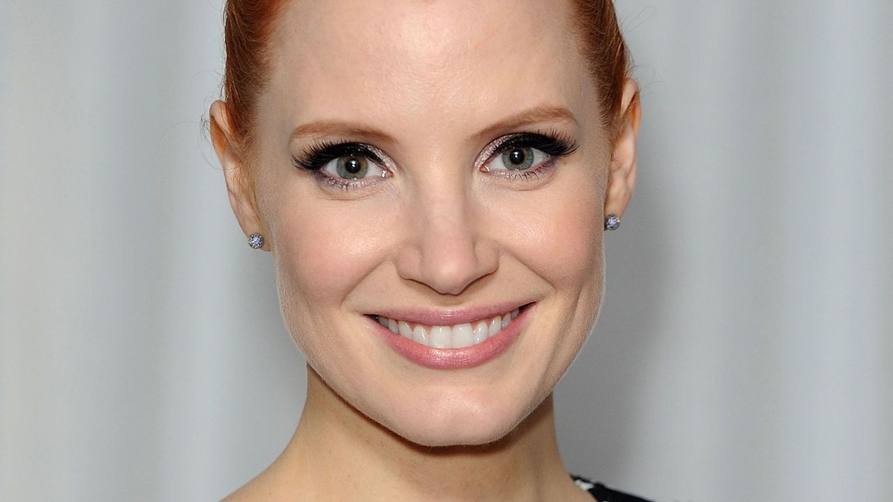 45 Best Beauty Tips from Makeup and Skincare Experts to Improve Your ...