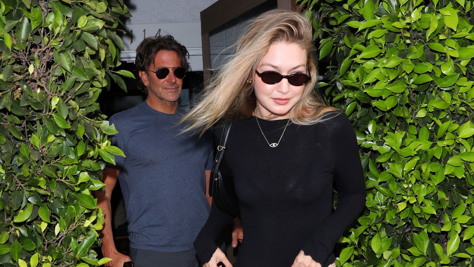 Gigi Hadid Wore the It Linen-Pant Color Trend of Summer 2026 | Who What ...