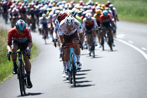 Critérium du Dauphiné: Julian Alaphilippe sprints to victory on stage 2 | Cyclingnews