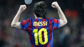 Lionel Messi 4-1 Arsenal | FourFourTwo