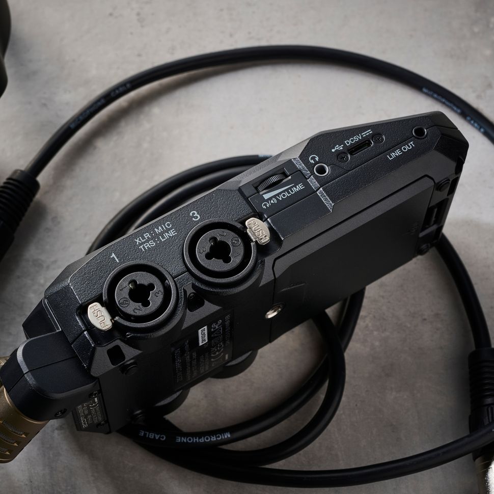 “A highly flexible yet portable unit that is easy to use but can also ...