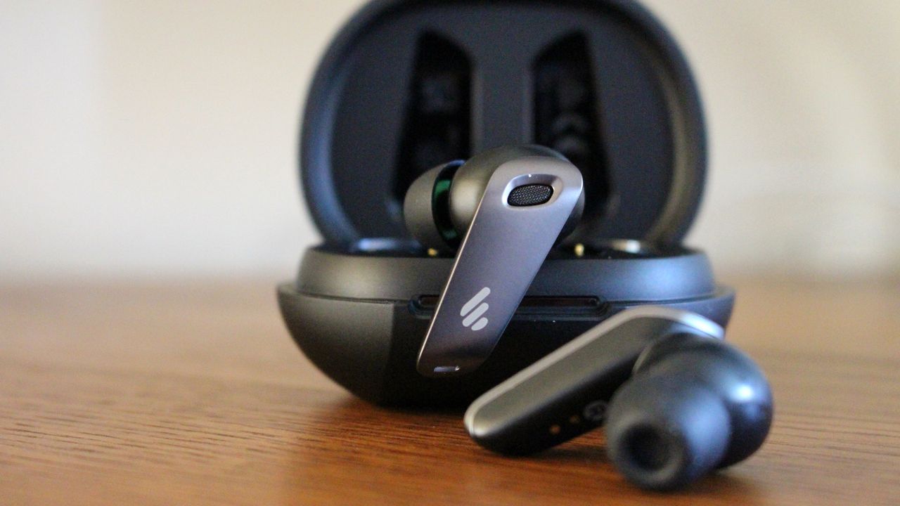 Best workout earbuds for secure and comfortable training | Fit&Well