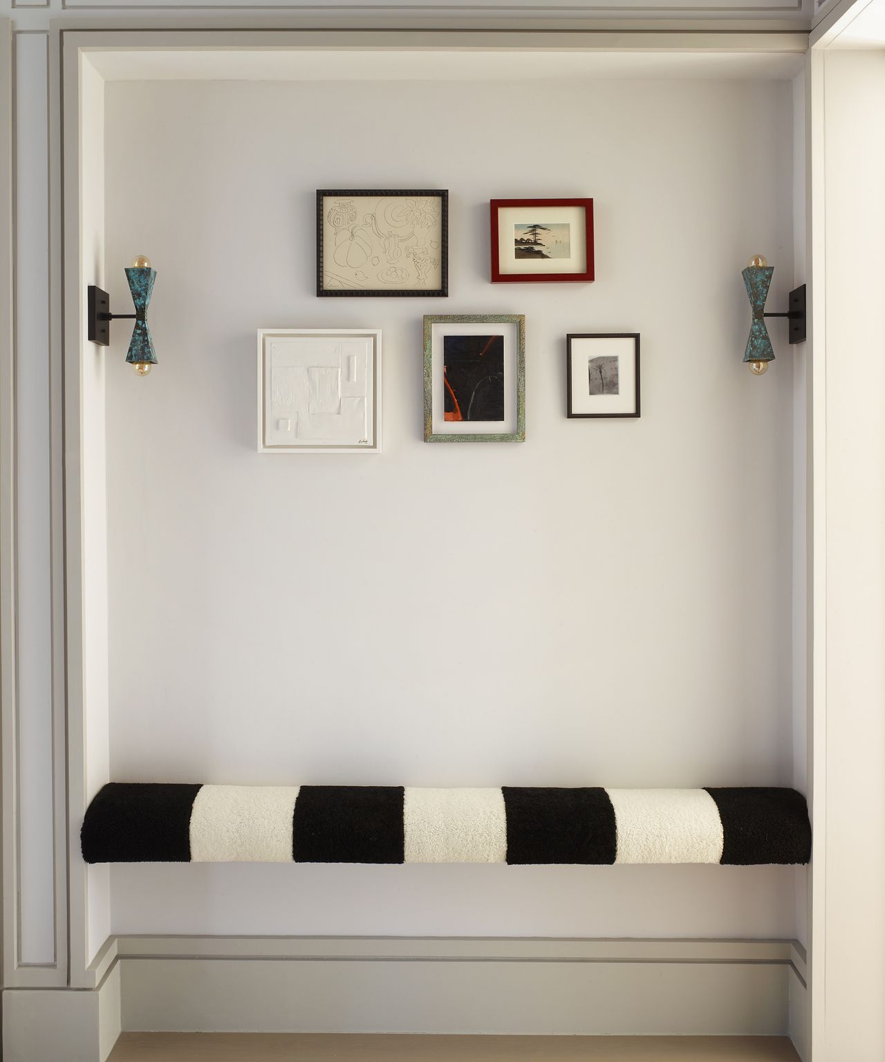 Modern entryway bench ideas: 12 stylish hallway seating tips | Homes ...