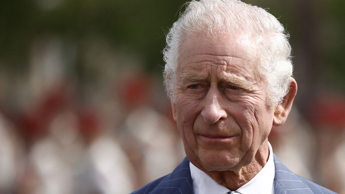 King Charles Sparks Minor Concern by Staying an Extra Night in Hospital ...