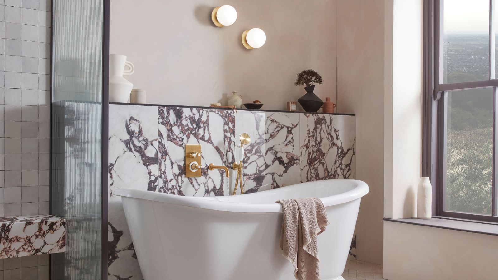 How to get rid of hard water stains on glass: 6 expert tips | Homes and ...