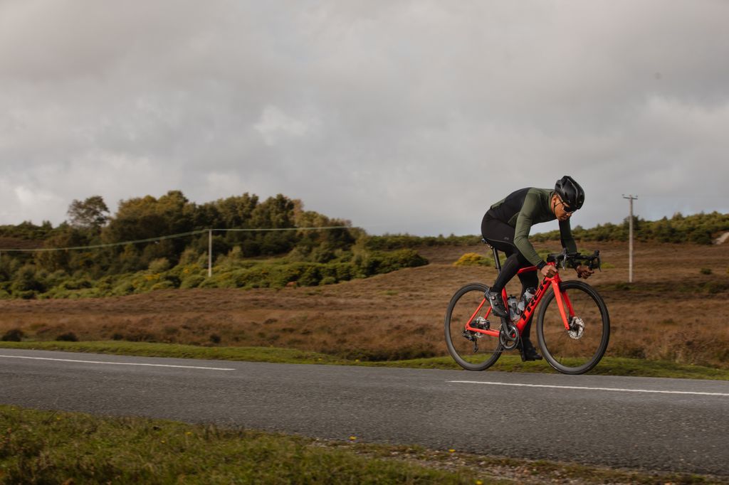 Lower back pain and cycling: I’m a physiotherapist, and here’s all you ...
