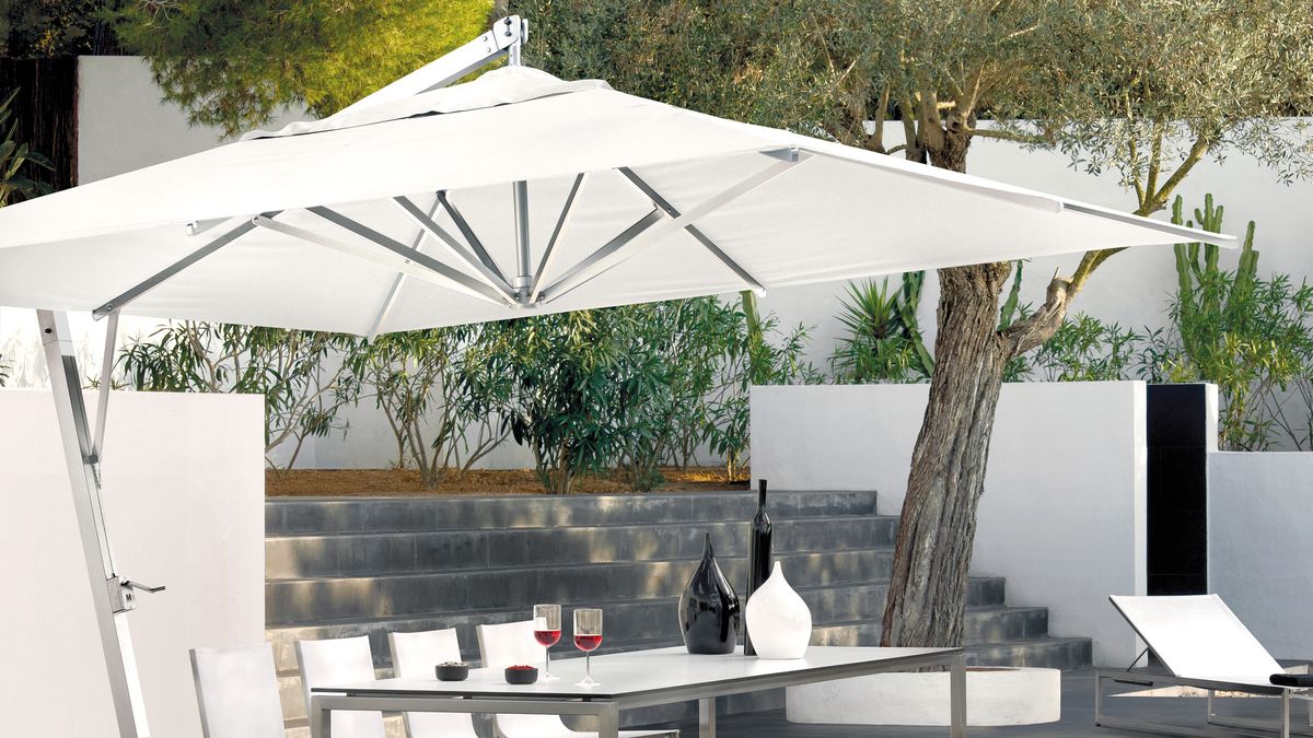 Patio Cover Ideas: Stylish Ways to Shade Your Seating Space | Homebuilding