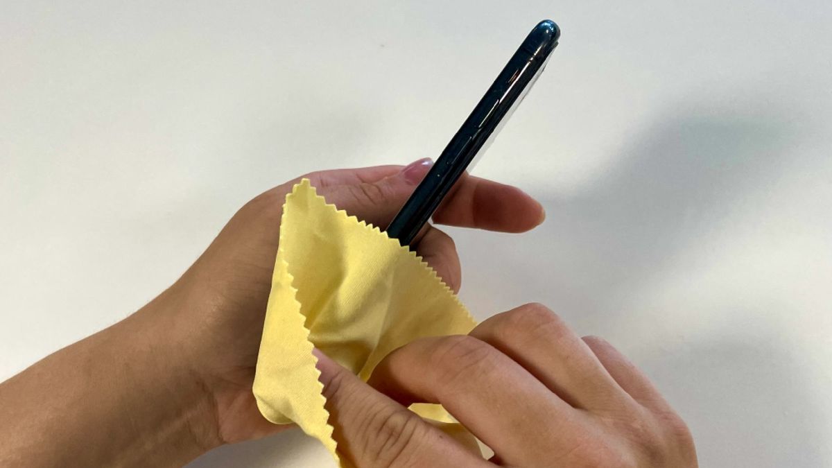 How to clean your iPhone screen without damaging it | Tom's Guide