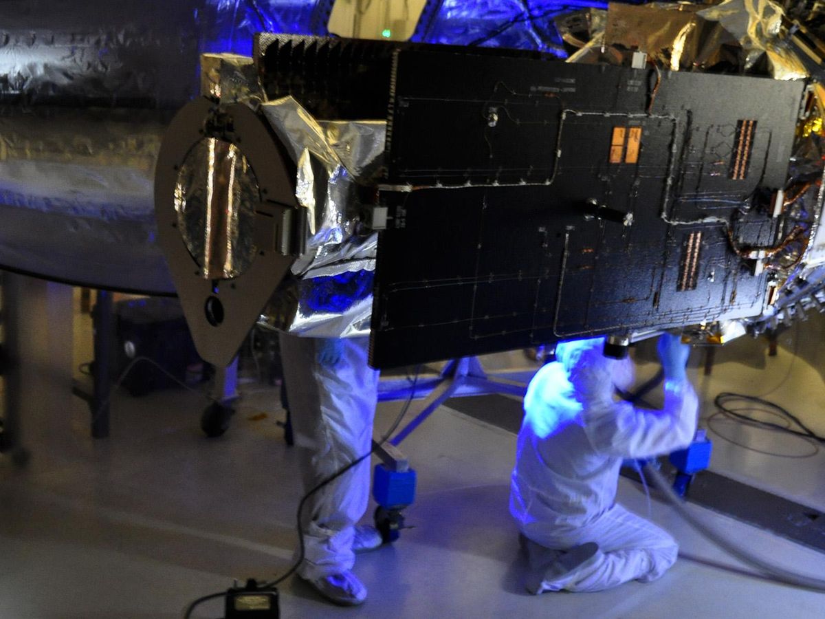 Photos: NASA's IRIS Sun Observatory Mission in Space: Page 4 | Space