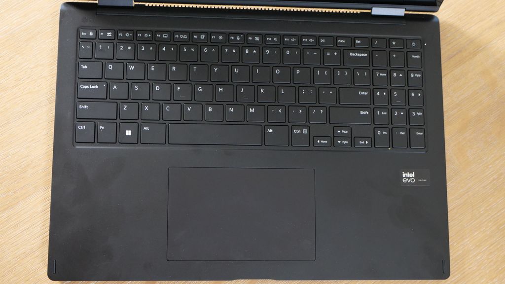 LG Gram Pro 16 2-in-1 (16T90SP) review: Is the world’s lightest 16-inch ...