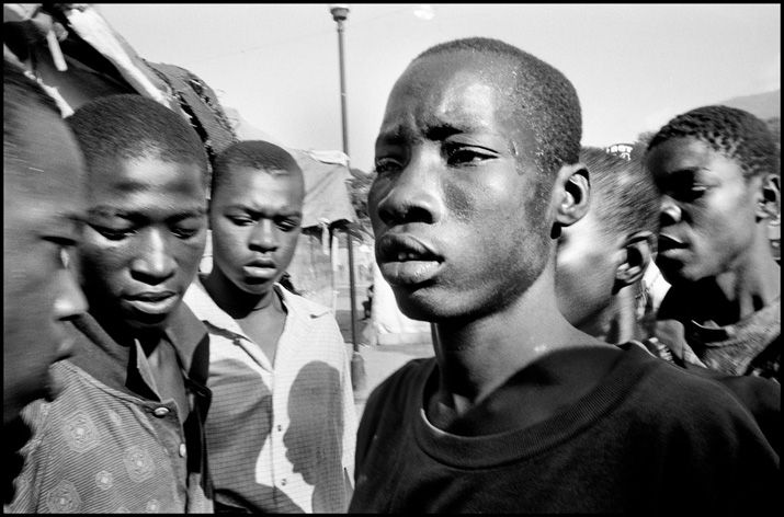 Magnum photographer Bruce Gilden opens up his archive of ’characters ...