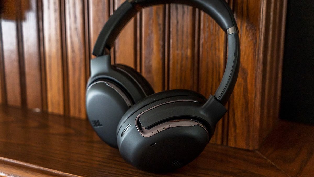 JBL Tour One Wireless review | TechRadar