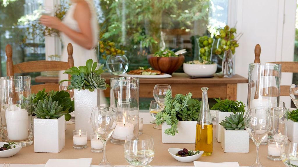 10 FANCY DINNER PARTY HACKS | Marie Claire