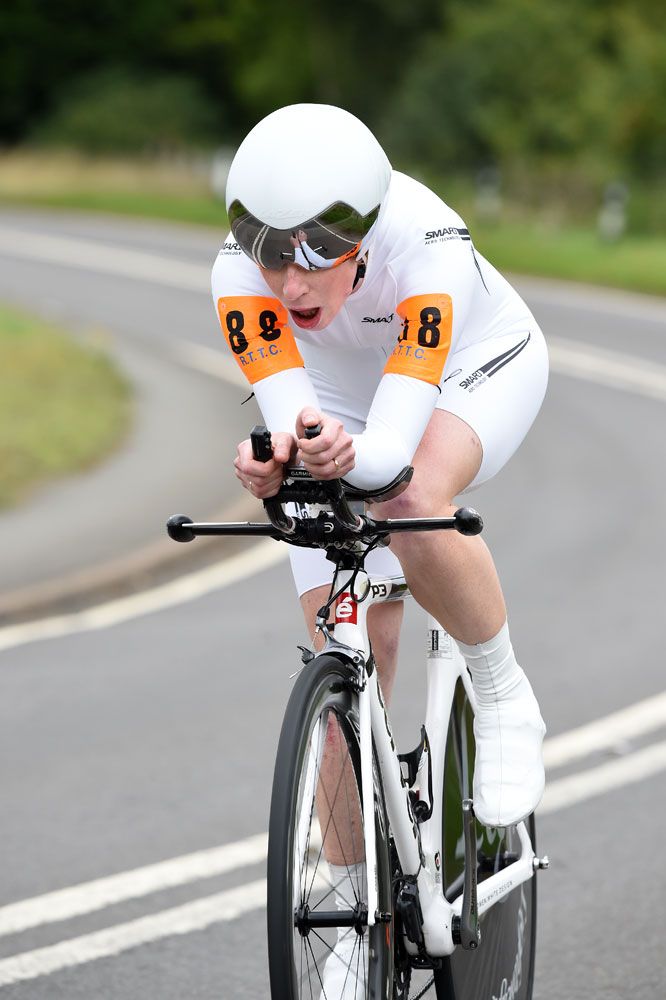 Hayley Simmonds wins women's 10-mile time trial title | Cycling Weekly