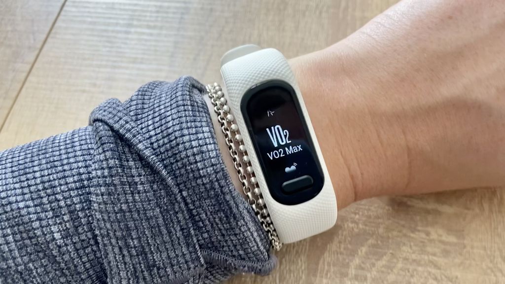RIP Fitbit? 5 alternatives to Fitbit’s best trackers and smartwatches ...