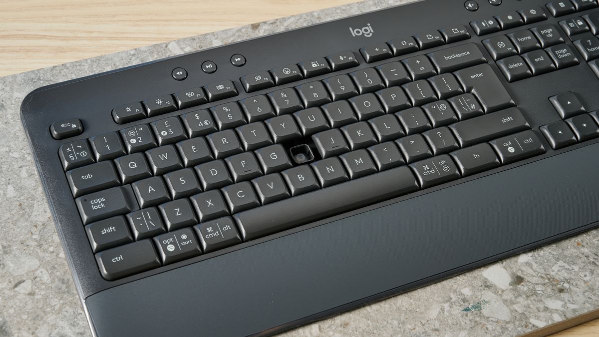 Logitech Signature K650 wireless keyboard review | Tom's Guide