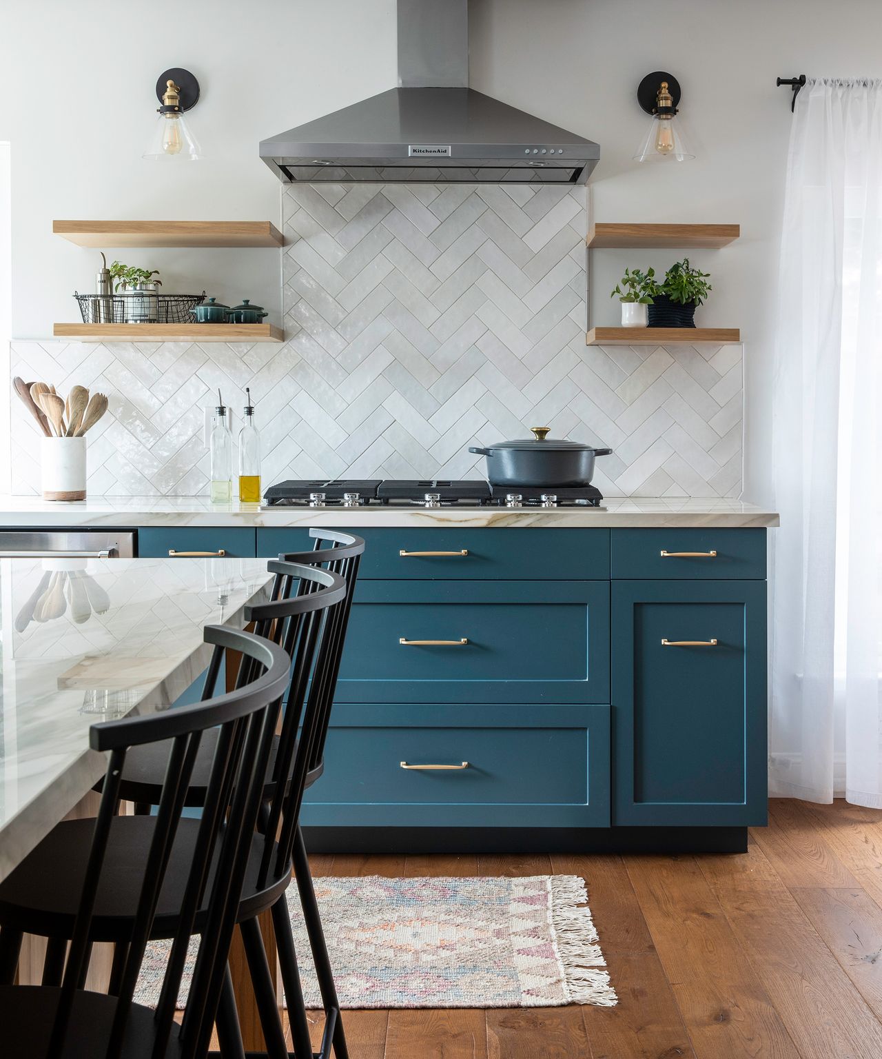 Color and pattern – combined with a dose of eccentricity – give vibrant ...