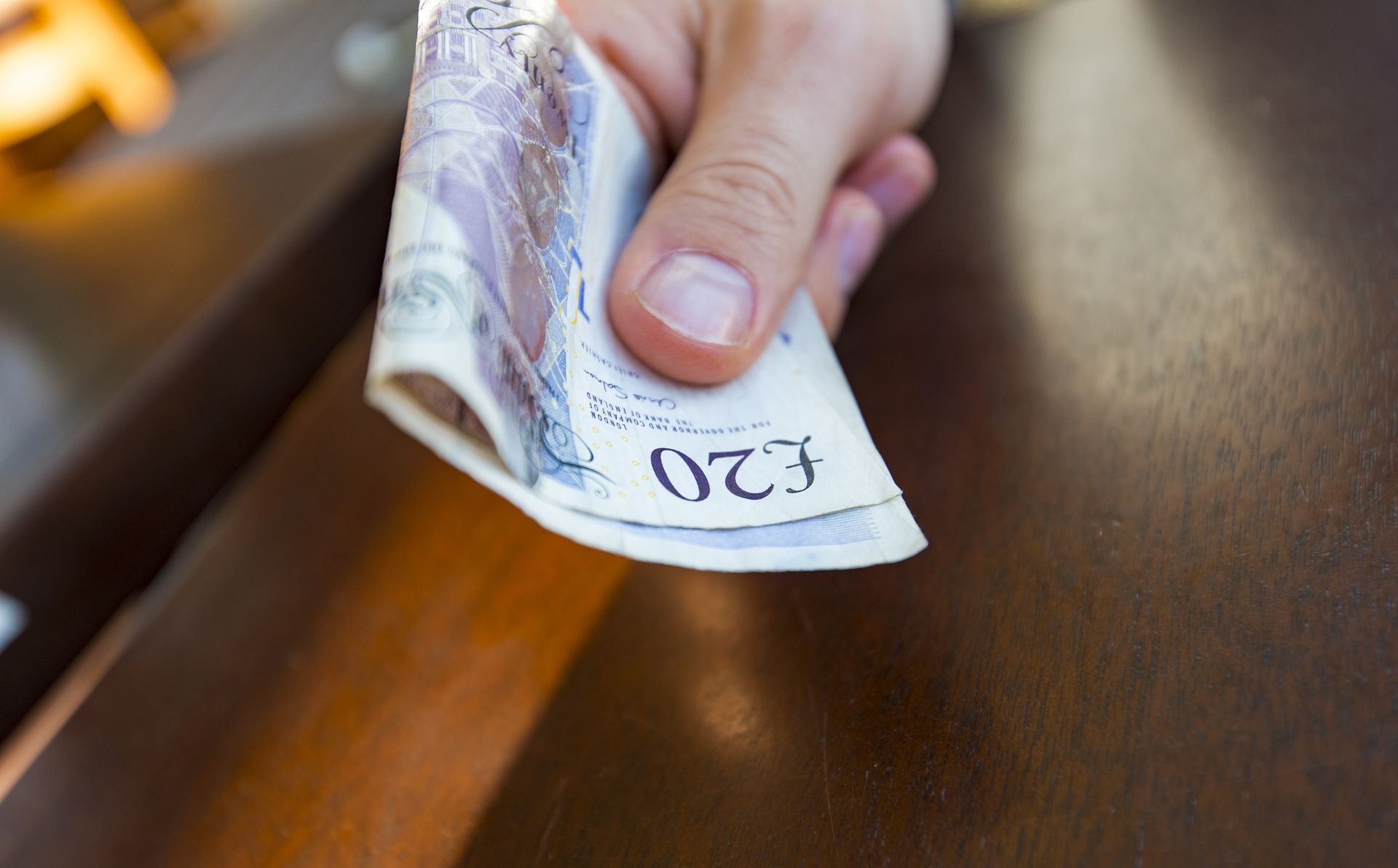 How To Make Old Bank Notes Spendable Again The Money Edit