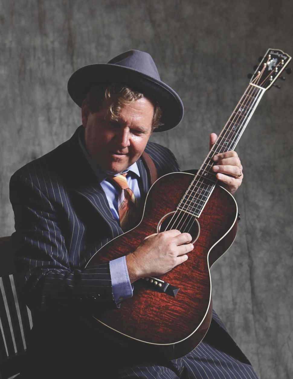 Struggling to string bend on your acoustic? Here are 4 simple tricks ...