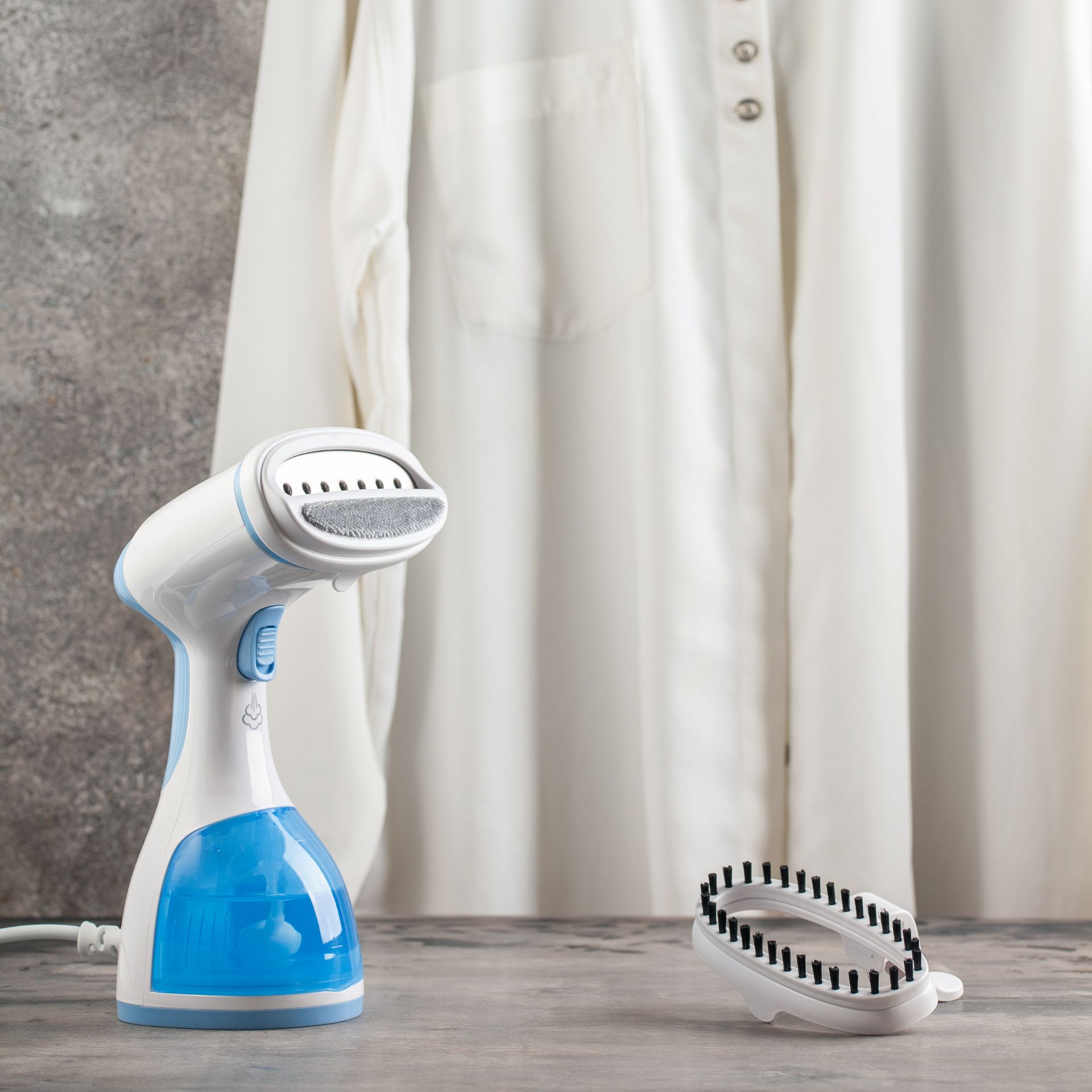 8 clothes steamer mistakes to avoid, according to experts | Ideal Home