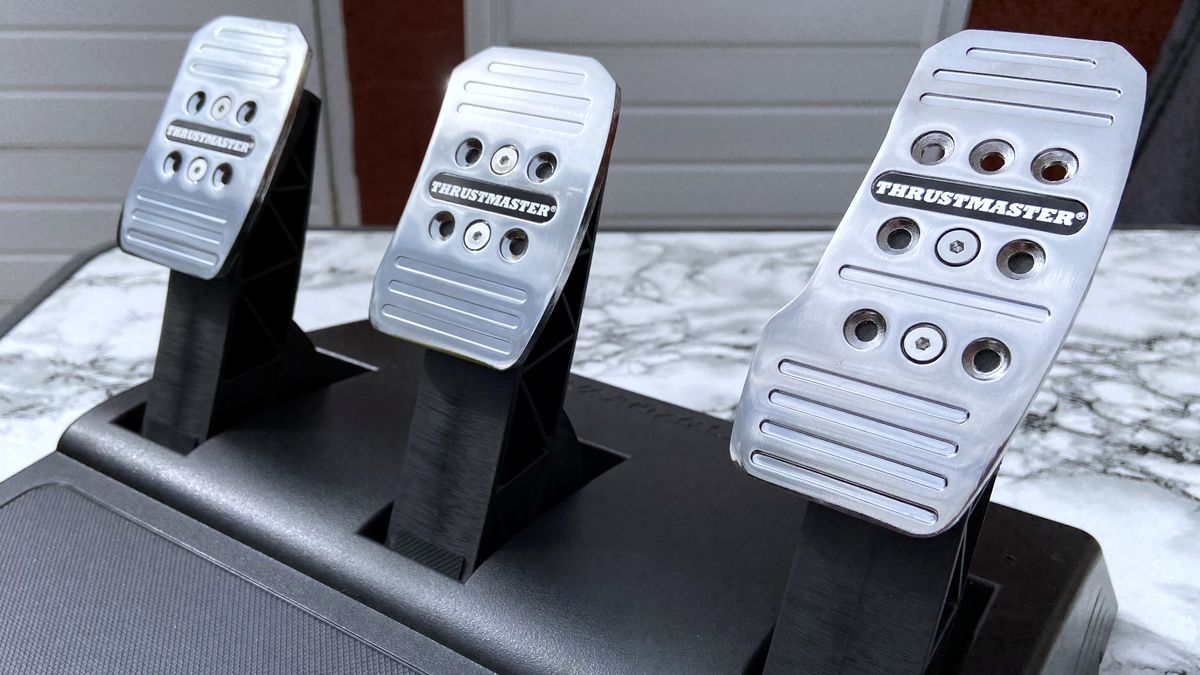 Thrustmaster TX leather edition racing wheel review: Smooth and ...
