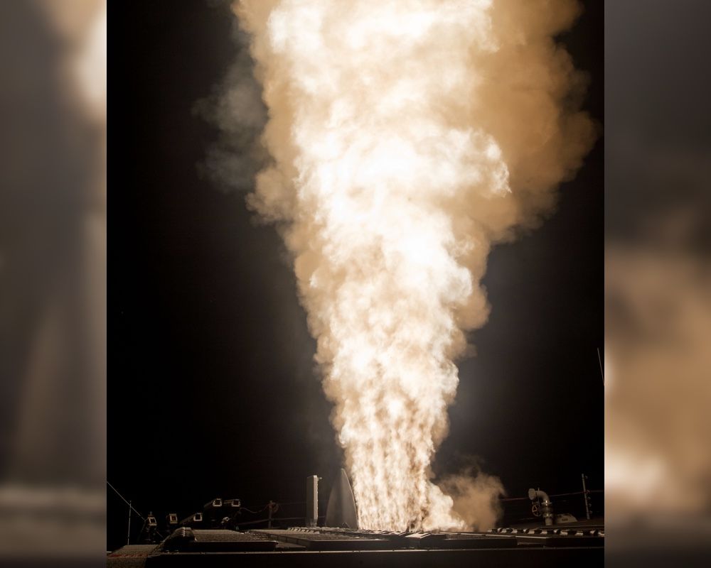 The US Shot Down a Fake Nuclear Missile in Space with Another Missile ...
