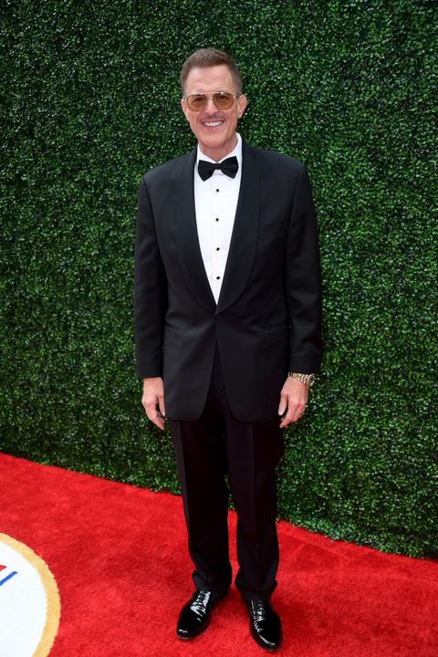 Bob Hearts Abishola's Billy Gardell Opens Up About 150-Lb. Weight Loss ...