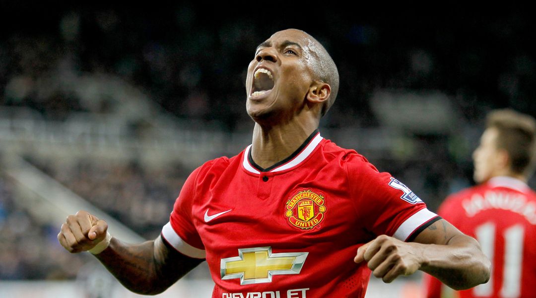 Newcastle 0 1 Man United Whos The Red Devils Lucky Mascot Fourfourtwo
