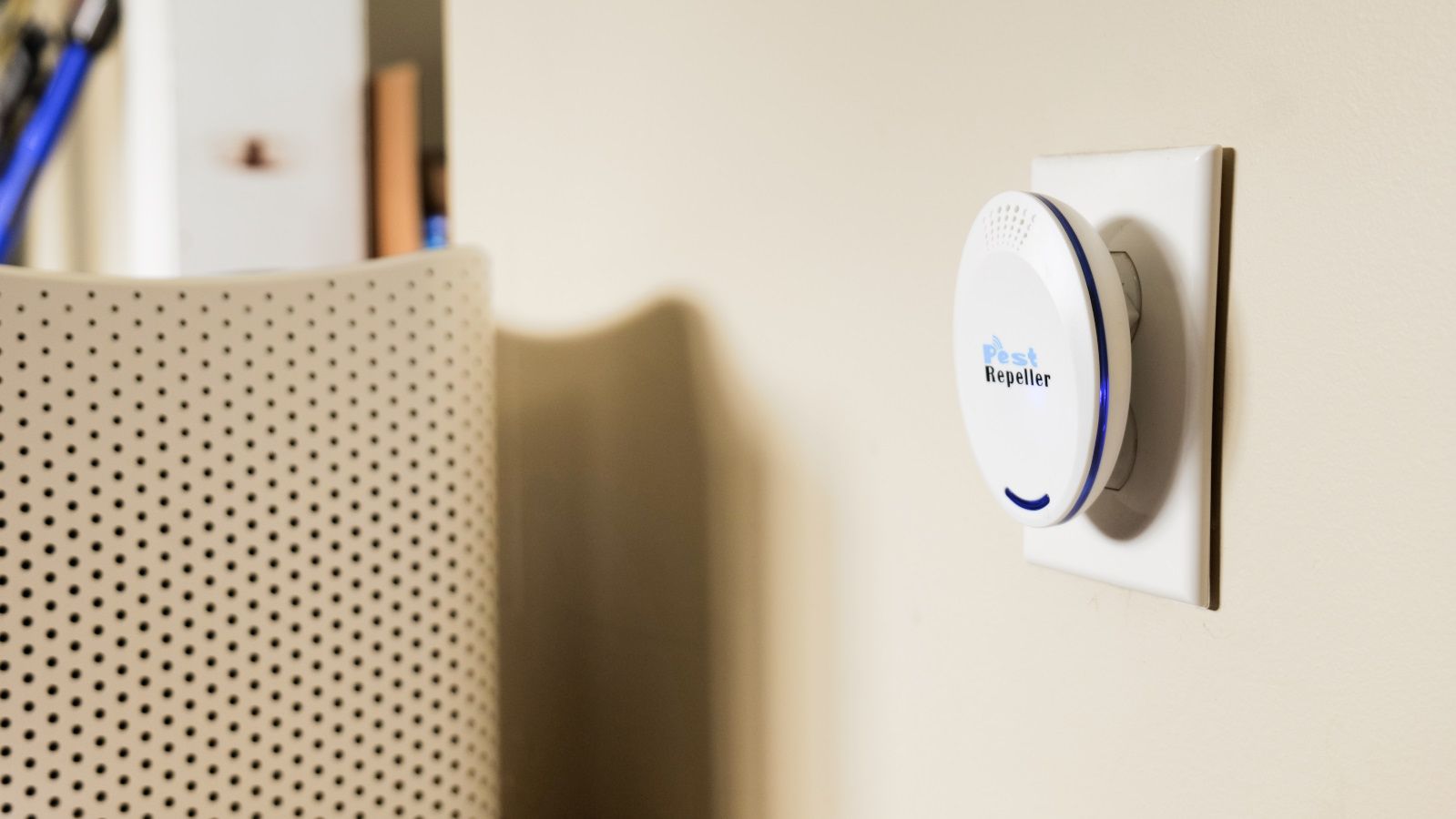 I used an ultrasonic pest repeller against an ant invasion — here’s ...