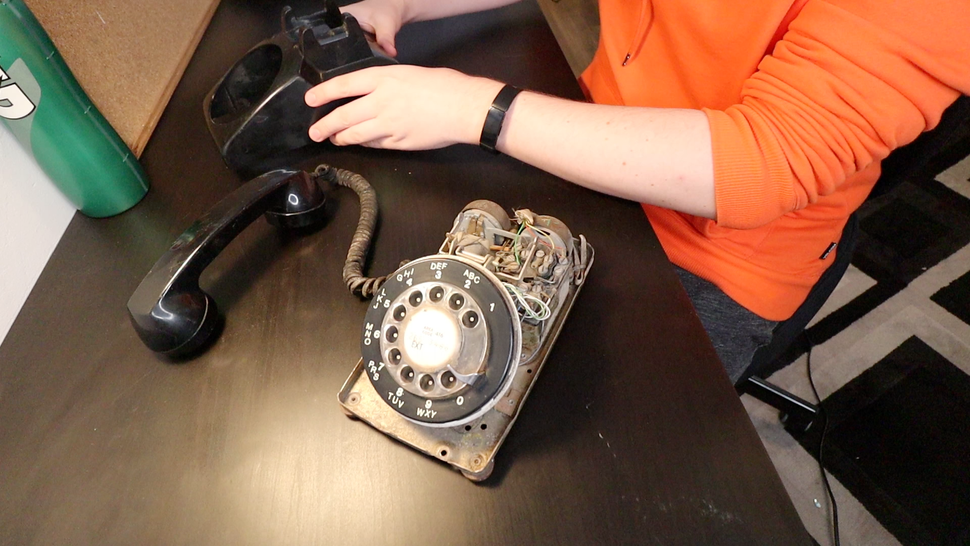 How to Turn a Rotary Phone into Google Assistant with Raspberry Pi ...