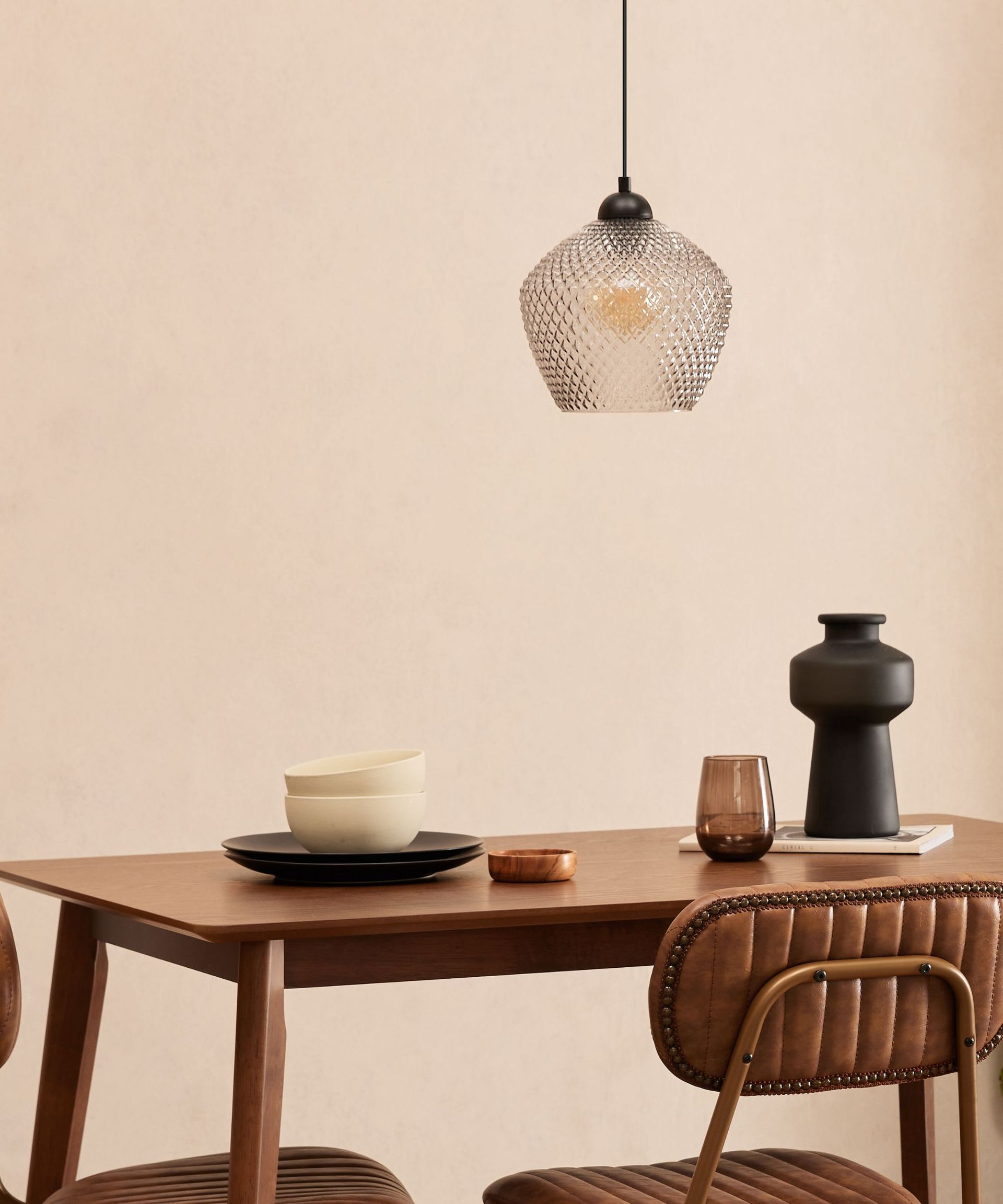 Why is my light flickering: 9 causes and how to fix them | Homes and ...