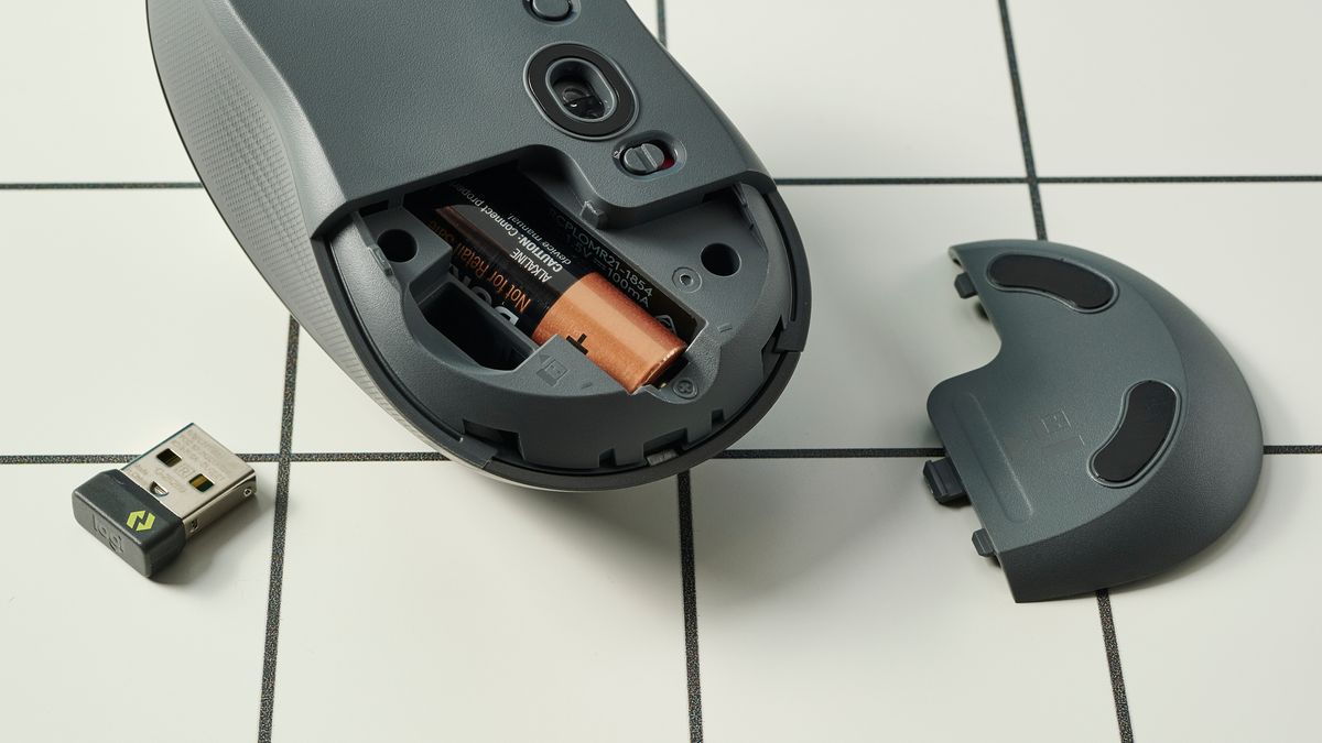 Logitech Signature AI Edition M750 review | Tom's Guide