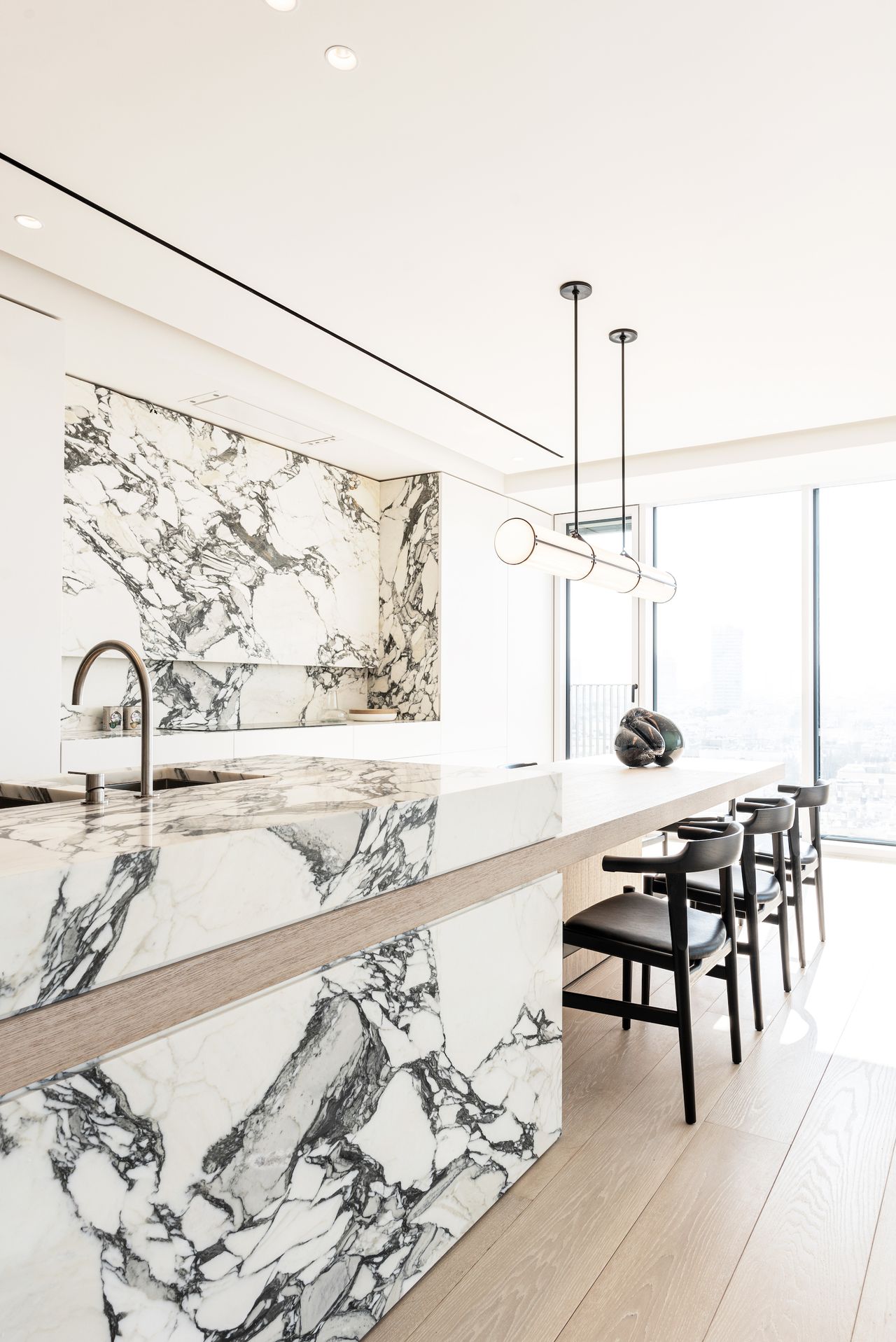 10 split-level kitchen island ideas creating sociable spaces | Livingetc