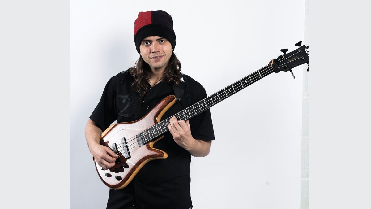 Cody Wright: “My playing style was already there with the pick because ...