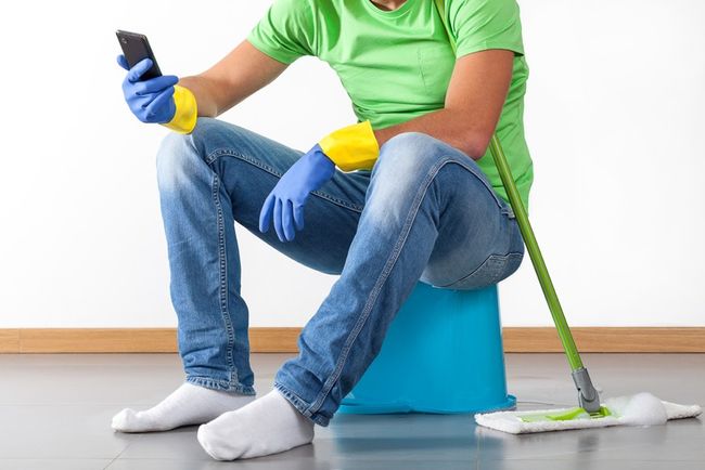 Pick Up the Mop, Guys: Egalitarian Couples Do Have Good Sex | Live Science