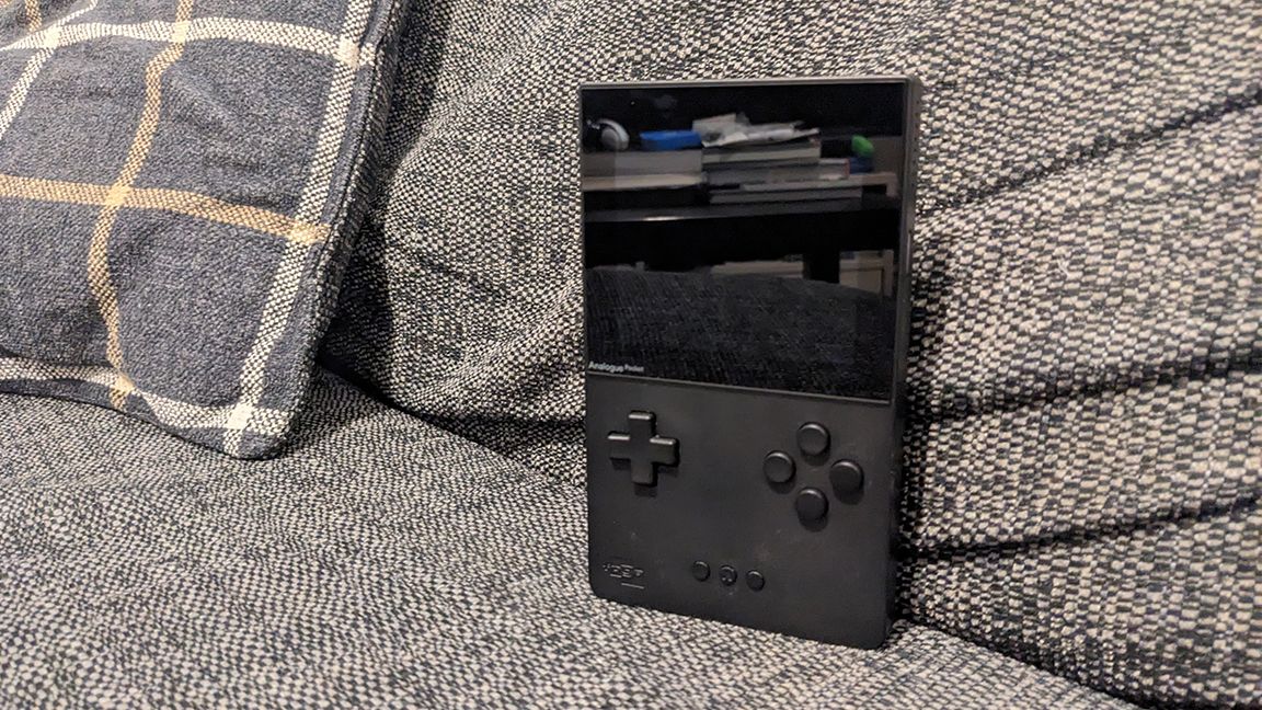 The best retro handheld game consoles | Creative Bloq