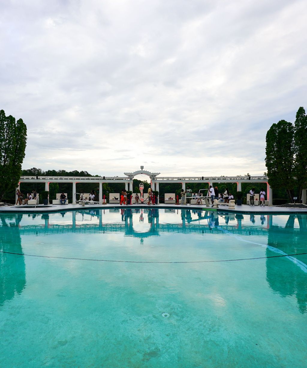 These five celebrity swimming pools make a splash | Homes and Gardens