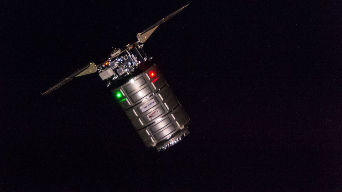 In Photos: Expedition 51 Mission to the Space Station: Page 2 | Space