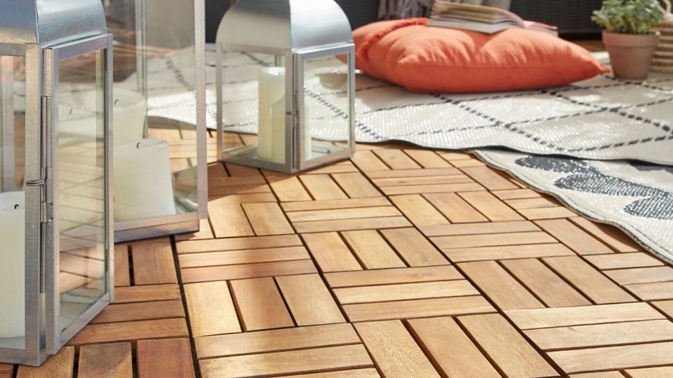 These Small Decking Ideas Will Make the Most of Any Garden | Homebuilding