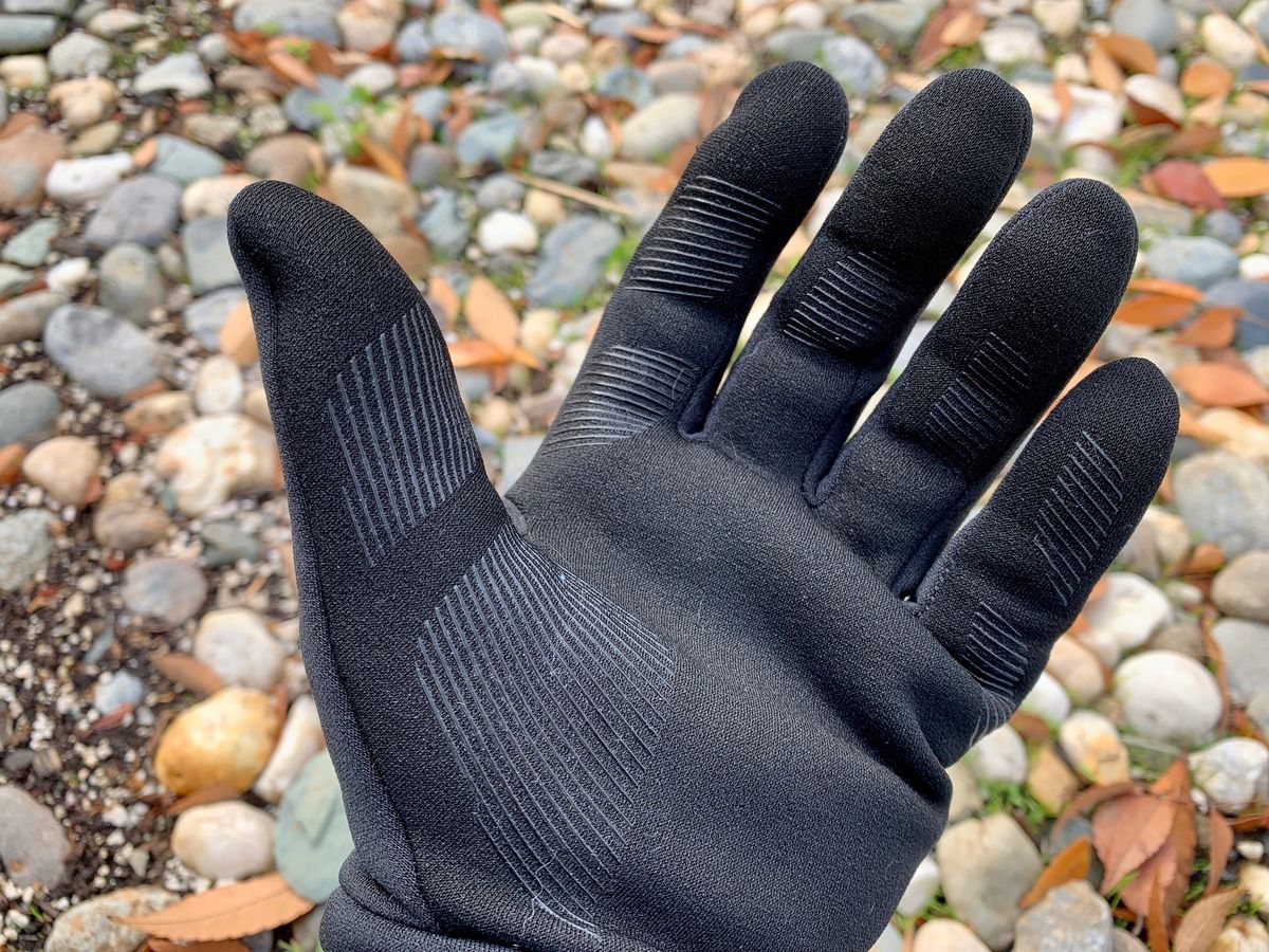 Mujjo Touchscreen Gloves review: All-over protection with all-over ...