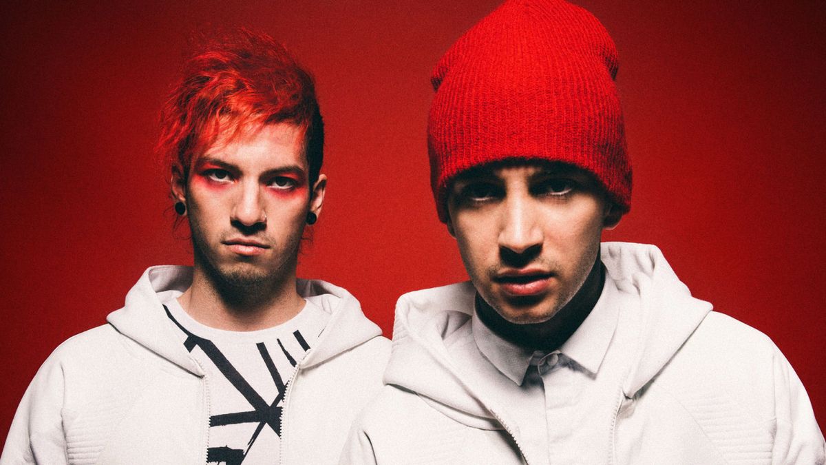 Twenty One Pilots score debut No.1 | Louder