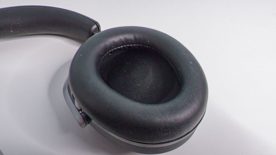 Beyerdynamic Aventho 300 review: Great design, killer battery life ...