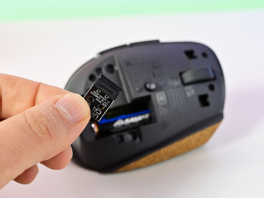 Lenovo Go Wireless Vertical Mouse review: This $34 mouse is the most ...