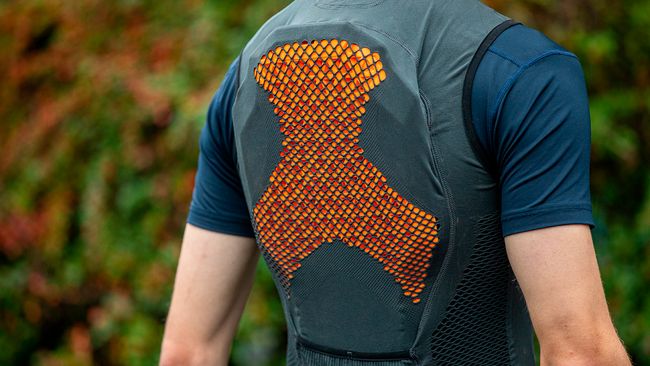 Best MTB body armor – we test the 6 top options for protection and ...