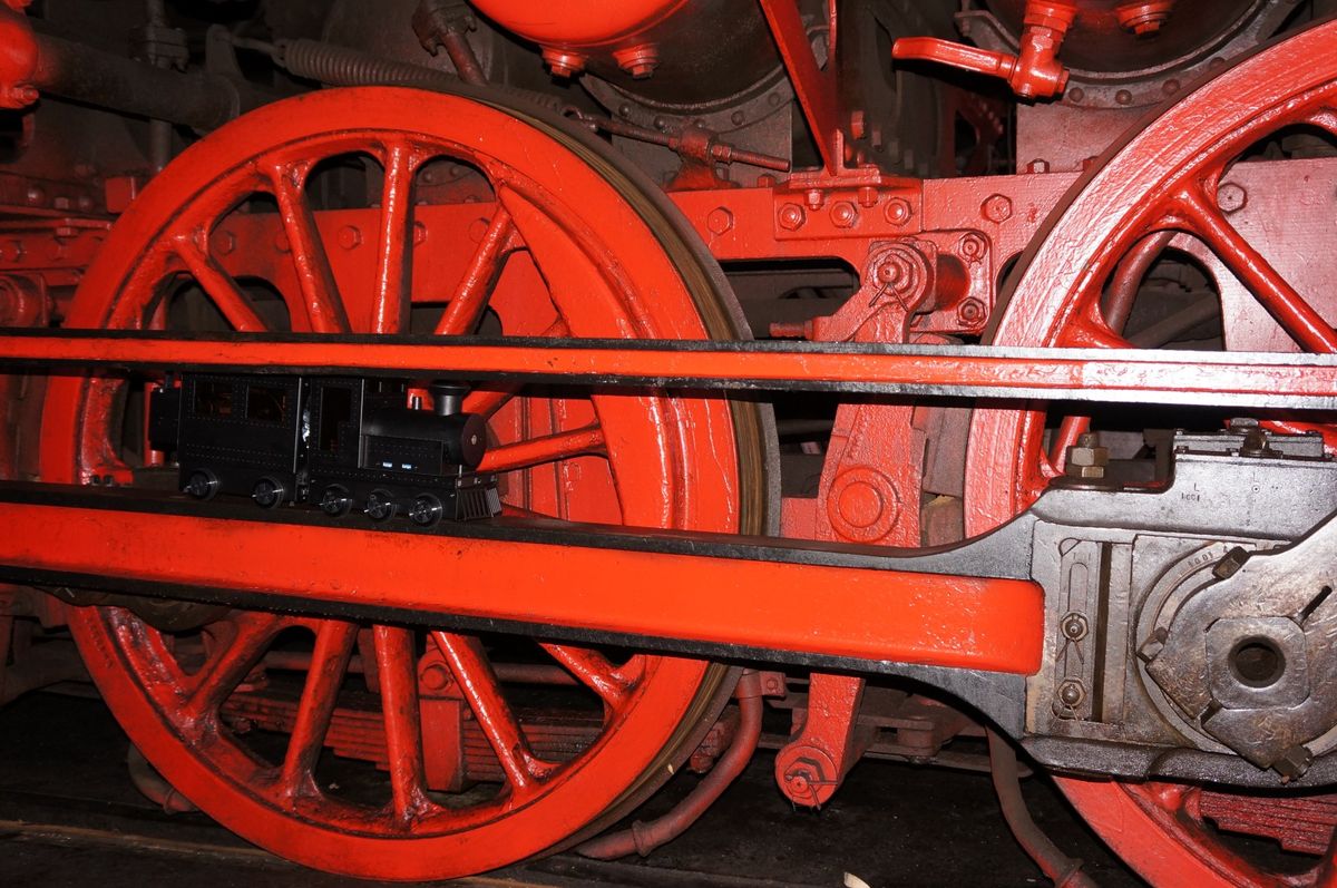 A Day At The Museum, Part 3 - Take The Train: Lian Li PC-CK101, Built ...