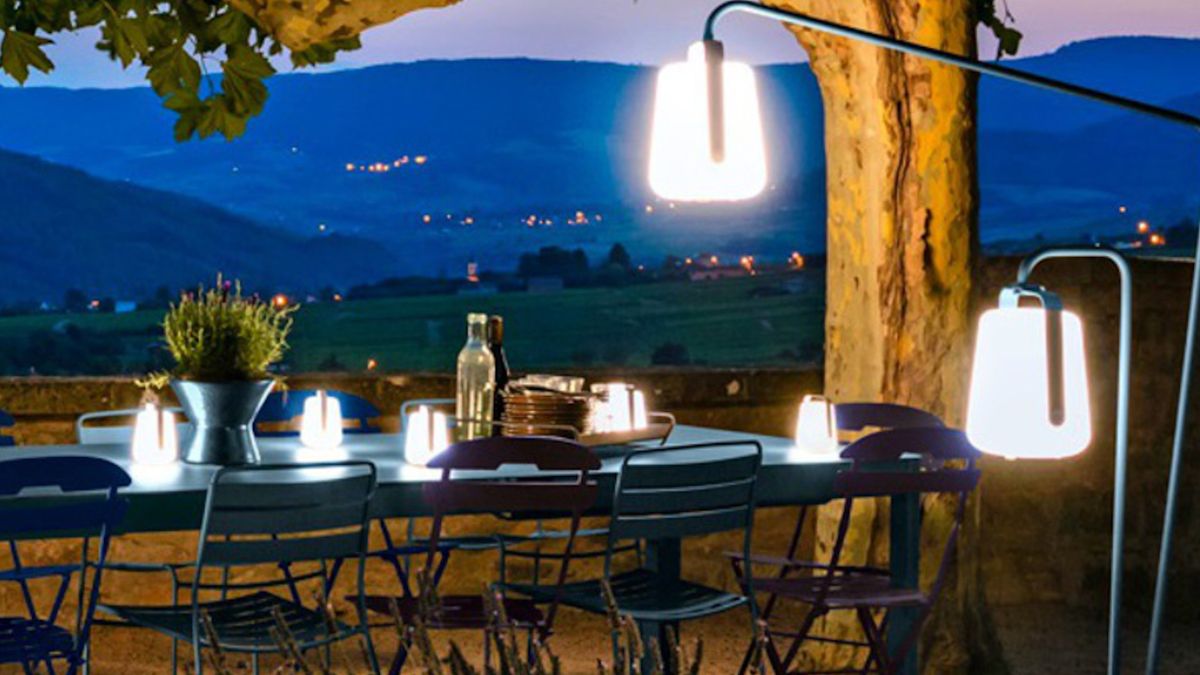 The one garden lighting trend to watch this autumn | Gardeningetc