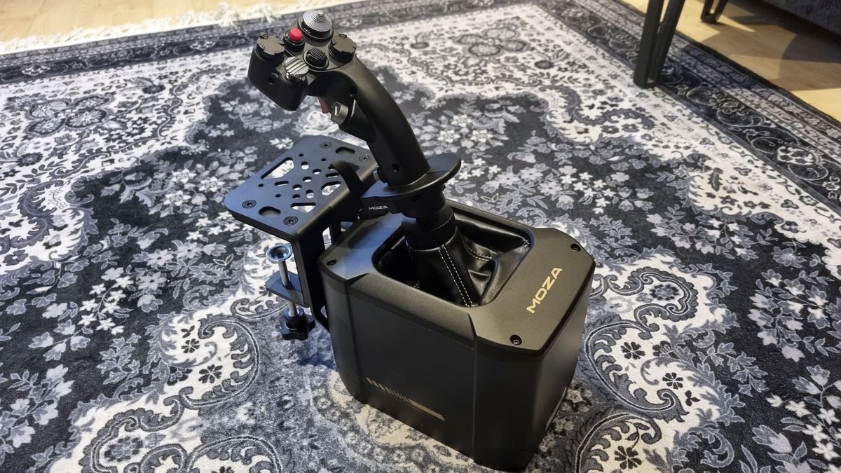 Moza AB9 FFB Base + MH16 Flightstick + MTP Throttle review | PC Gamer