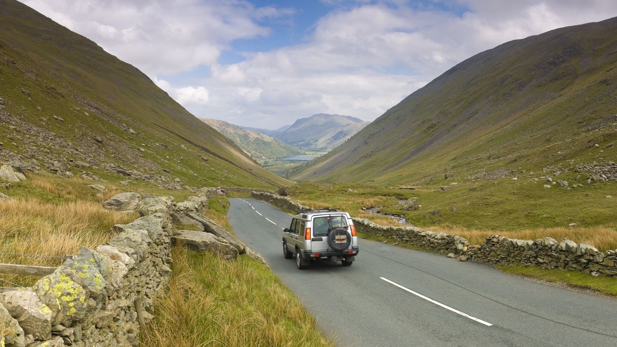Top tips for driving safely in wildlife country | Advnture