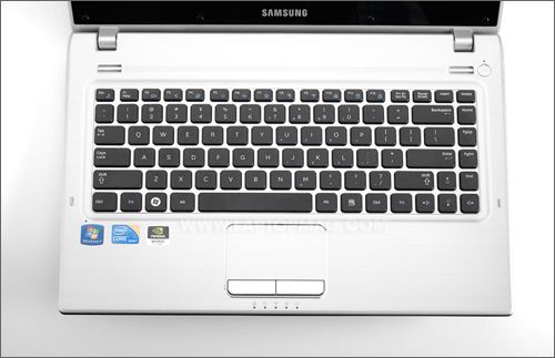 Samsung Q430-11 - A Review of the Samsung Q430-11 | Laptop Mag