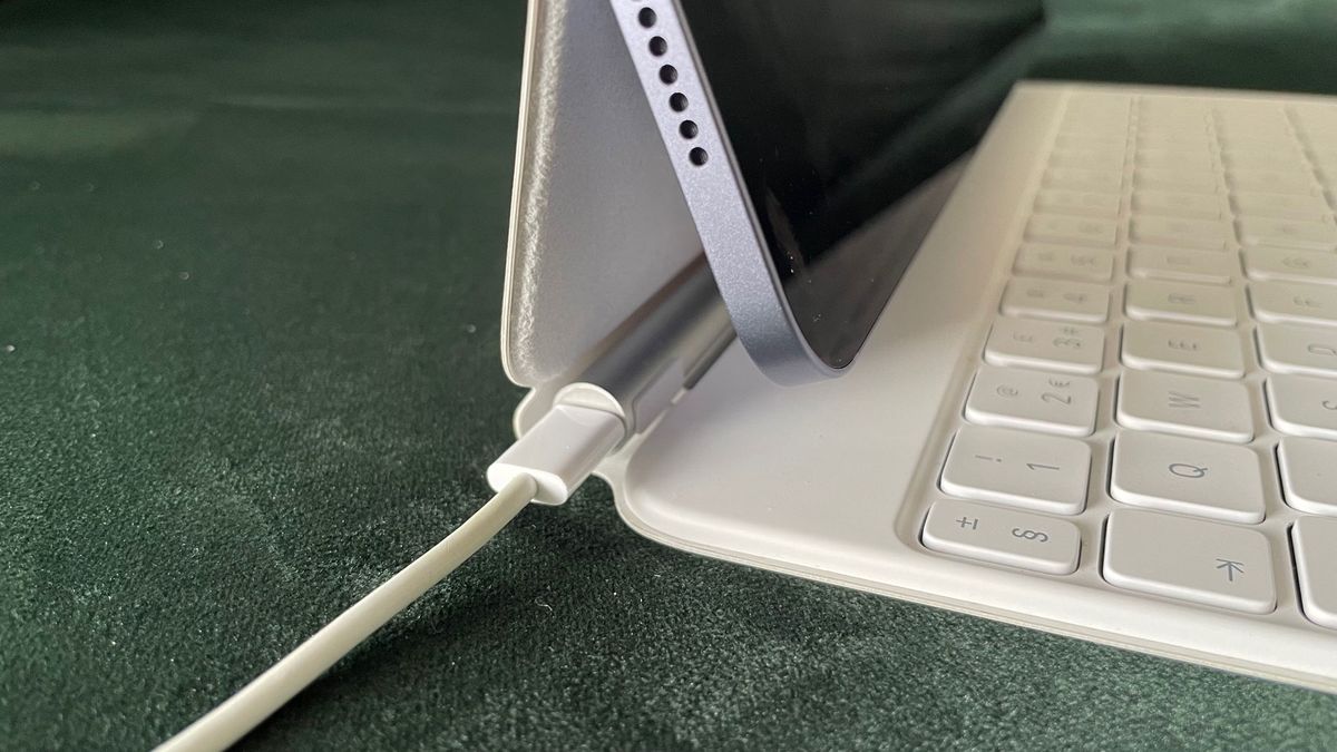 Apple Magic Keyboard for iPad review | Digital Camera World